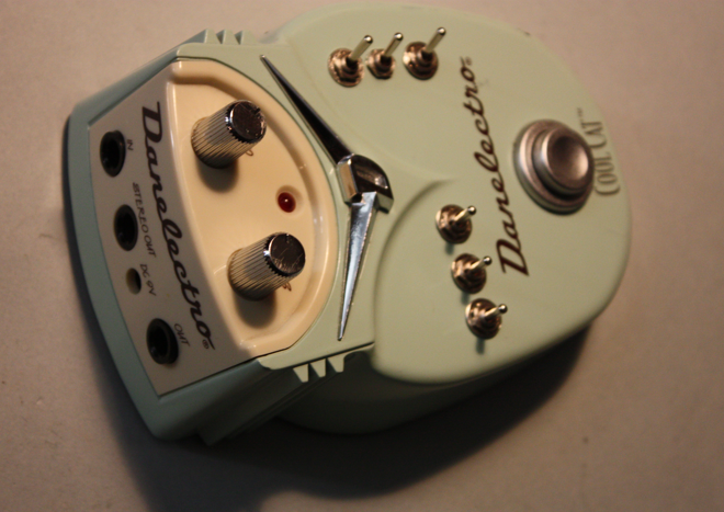 Danelectro "Cool Cat" Chorus - ::vtol::
